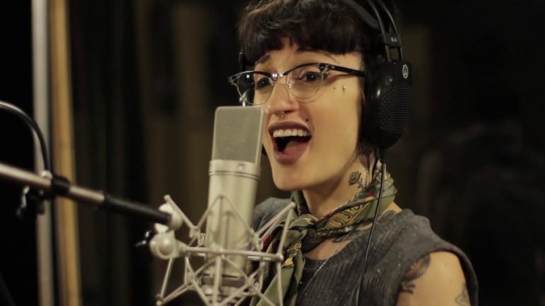 Entrevista: Mel Muñiz - No Son Horas